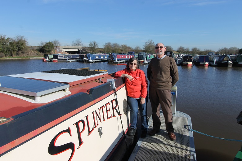 Narrowboat Splinters purchasers story of buying & mooring at Venetian